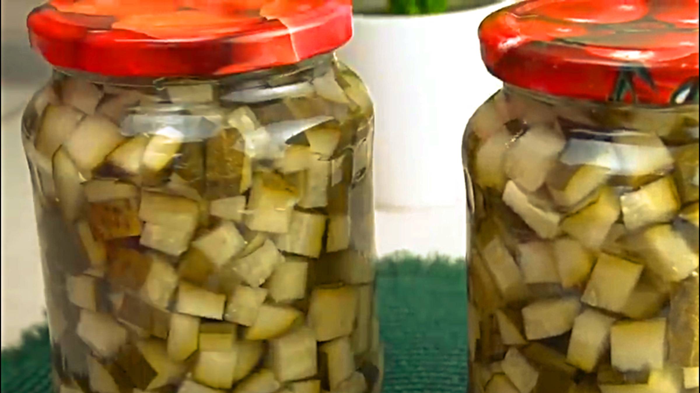 Хрустящие огурчики на зиму без варки! Два рецепта, как сохранить вкусные огурцы на зиму.