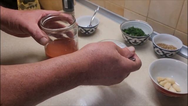 Куриные крылышки на сковородке