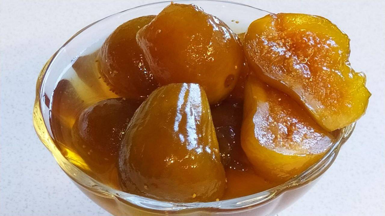 Варенье из инжира. Очень вкусное полезное и ароматное.