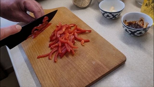 Корейский салат мясо с огурцами