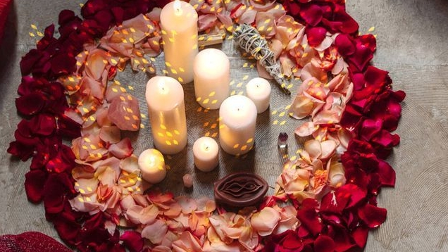 ЖЕНСКИЙ КРУГ. ЖЕНСКАЯ КОЛОДА ТАРО ФИОЛЕТОВЫЕ СНЫ.