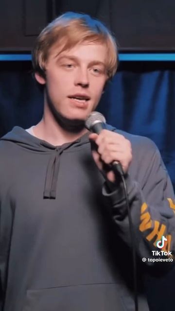 пошутил в психушке 🤣