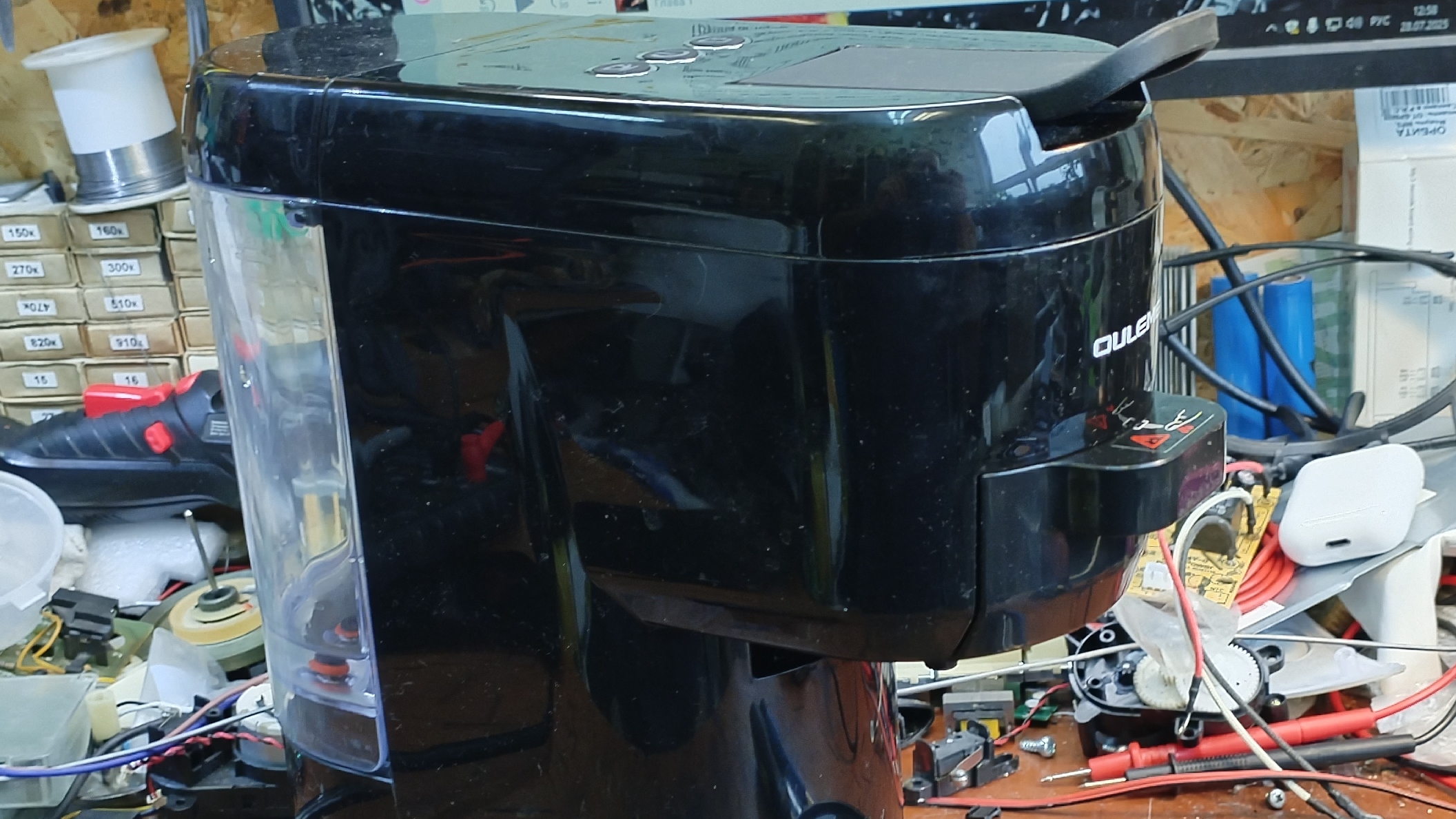 Капсульная кофеварка Oulemei OLM-KFX006 заклинило капсулу, не поднимается рычаг