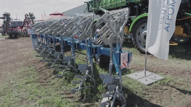 Обзор полунавесного оборотного плуга  JUPITER (7+1) производства Светлоградагромаш