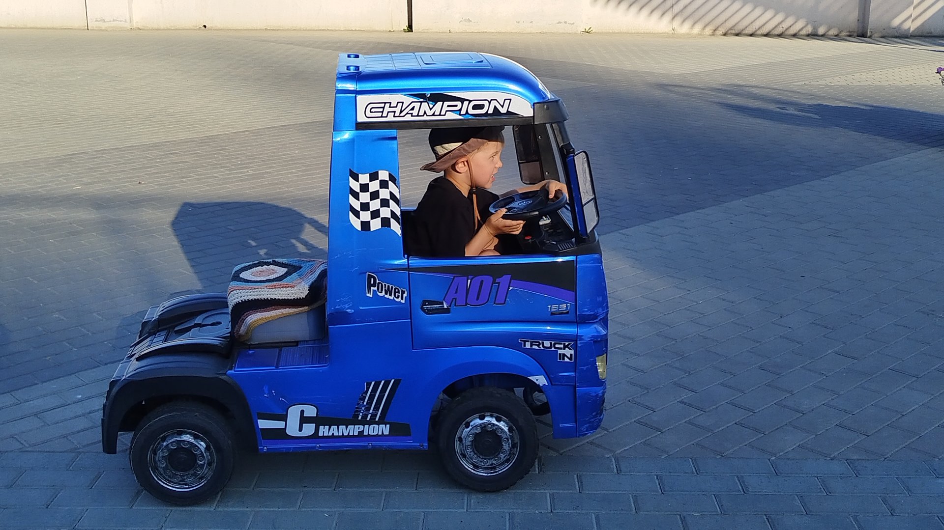 Пятилетний мальчик Дима