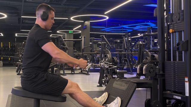 Горизонтальная тяга в блоке