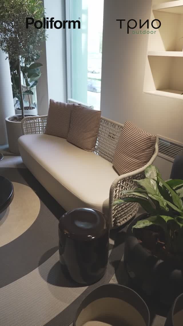 Уличный диван Mad out от Poliform