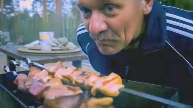 Политики на шашлыках. Угарное видео.