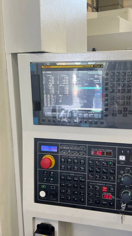 Разгрузка вертикального обрабатывающего центра HV-9 с осями 3+2