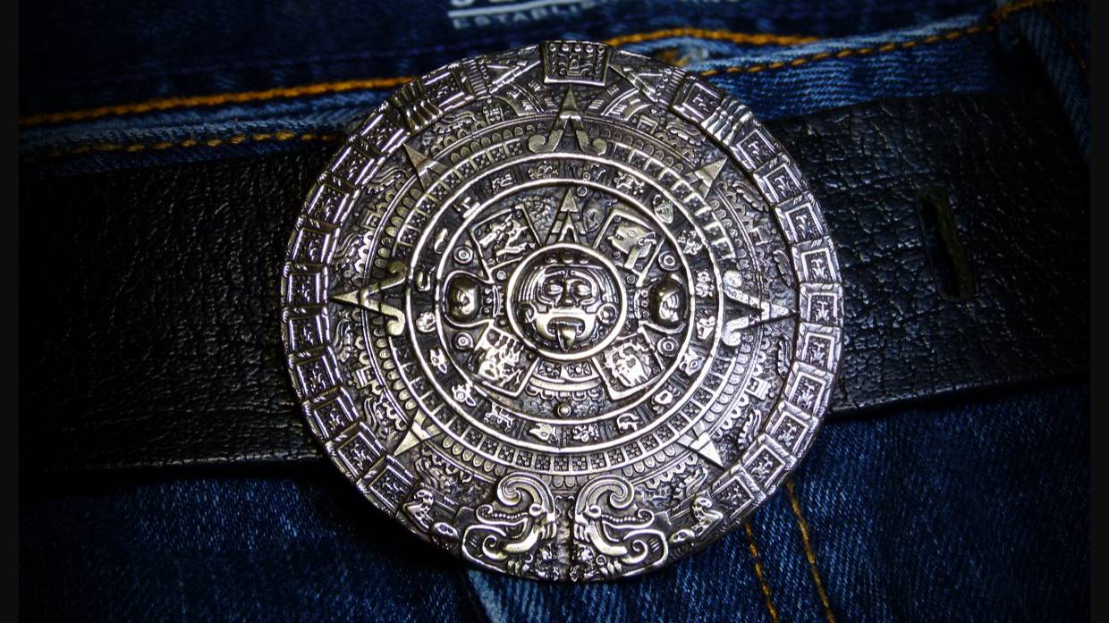 пряжка "Календарь Майя"