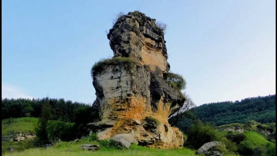 К Лермонтовской скале на складном велосипде. Кисловодск