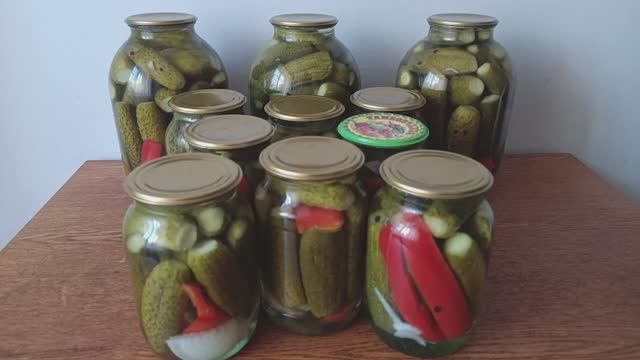 Огурцы маринованные , рецепт " Болгарские огурчики"