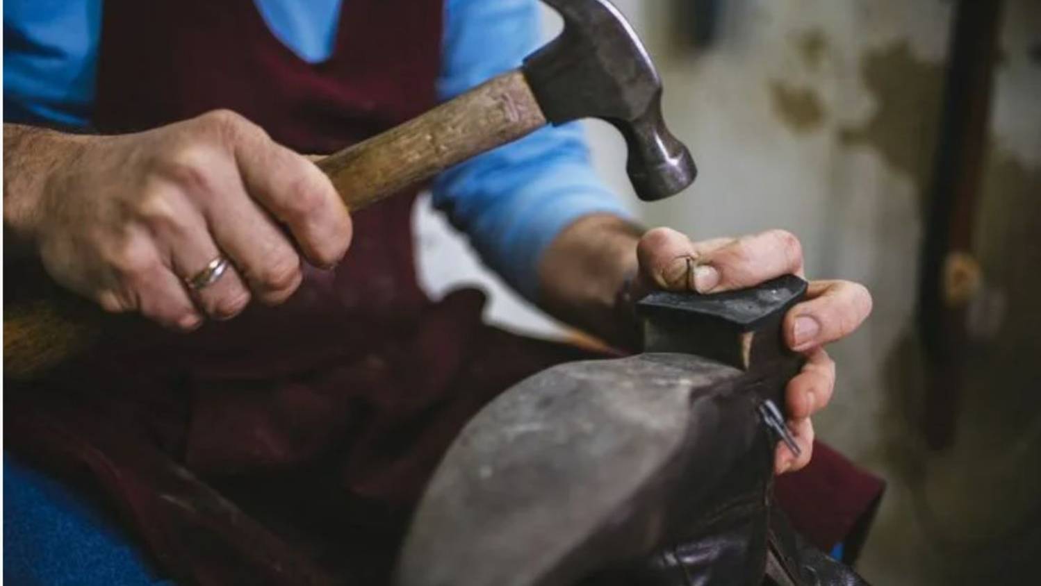 Профилактика и набойки на полусапожки женские