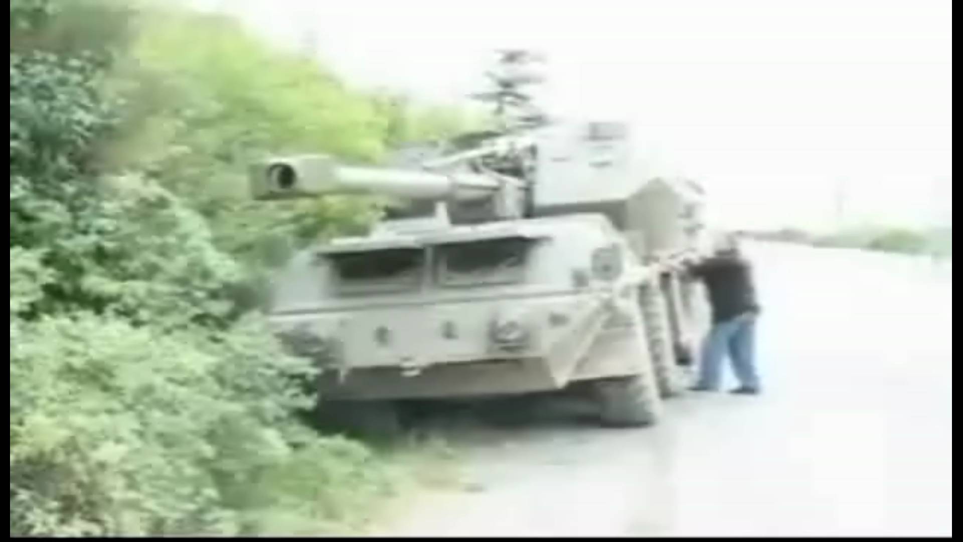 Брошенная грузинская техника в районе Гори