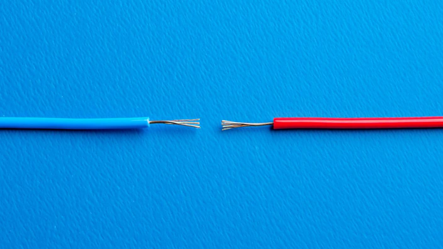 Электрики предпочитают не раскрывать этот секрет! Как соединить электрические провода без паяльника