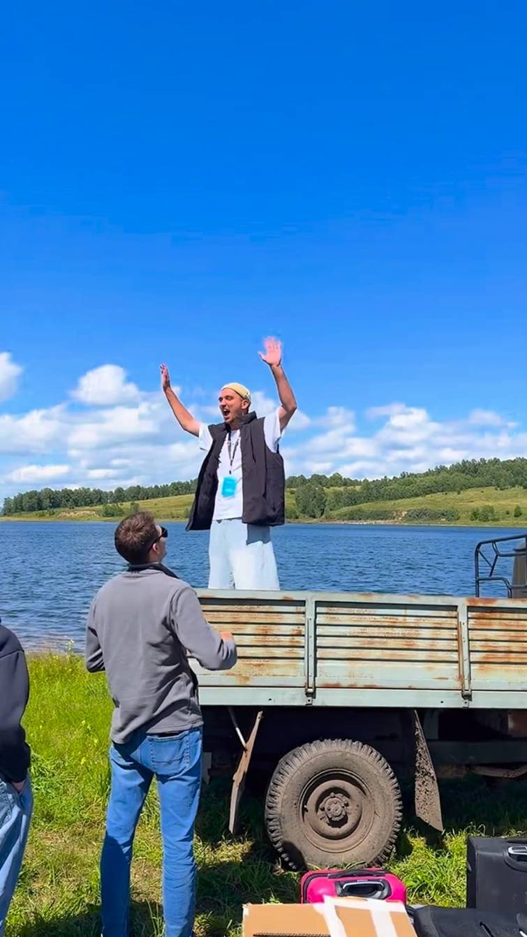 «Молодёжка у реки» — то самое лето #shorts