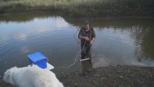 Готовлю пруд к зиме, изготовление плавающего аэратора,  рыбалка.