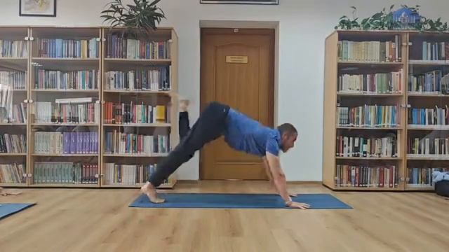 Хатха Йога (комплекс №13) обрыв на 1_08_00