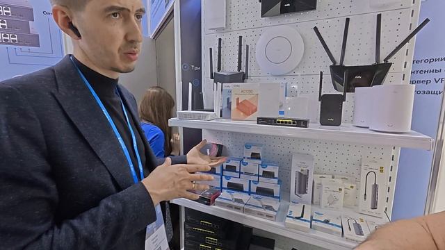 Разные стенды с Securika 2025 CTV, CUDA, SmartWatt Vizit кабель