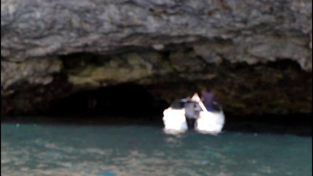 Крым _ Золотая чаша_ Мыс Фиолент_ Черное море_Прогулка на лодке в доль берега на мысе фиолент.