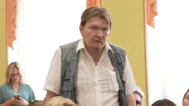 Программу по выдаче сертификатов для переселенцев из аварийного жилья- расширили.