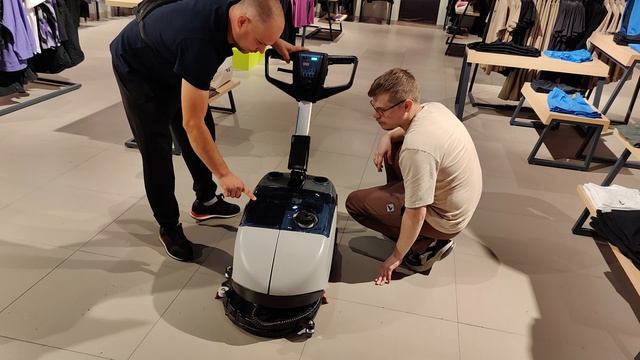 Тест-драйв поломоечной машины ARTRED M350HL в Demix | Часть 2