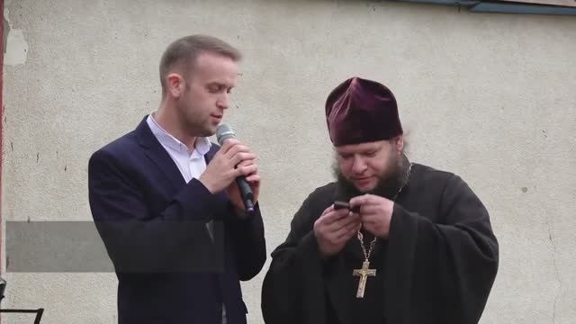 Алексей Фадеев дал благотворительный концерт на родине Св. Наталии Скопинской и подарил святыню