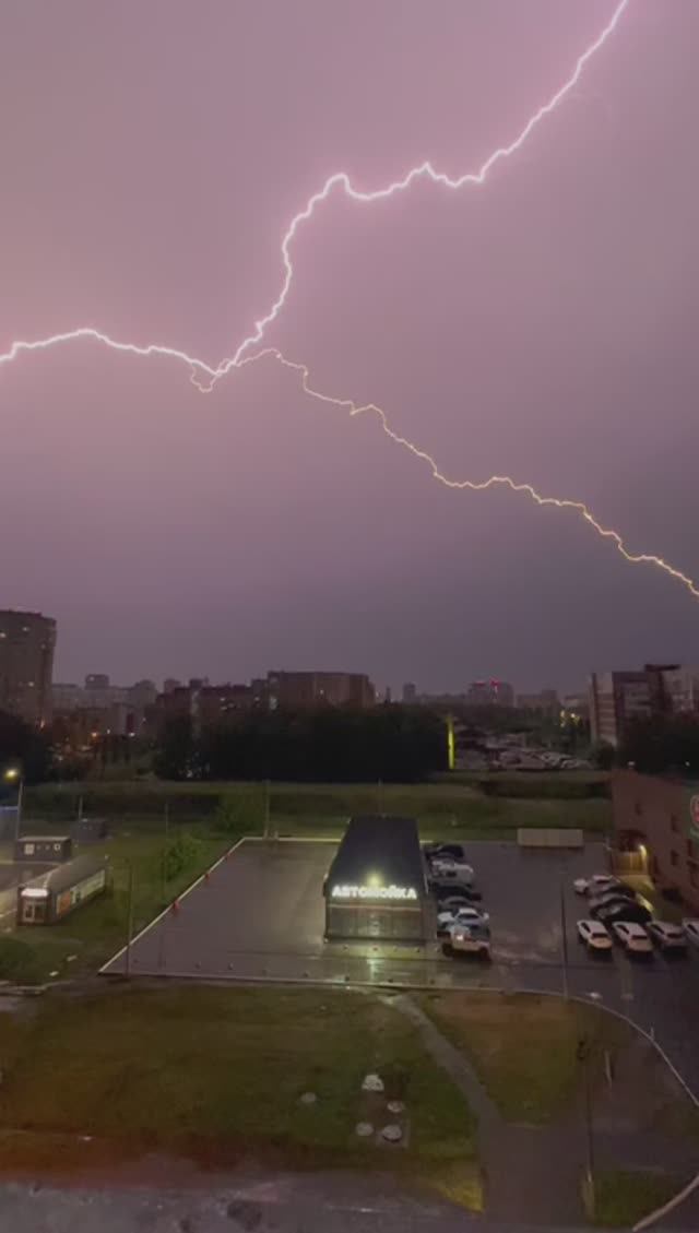 Гроза в Омске 18.06.2025г.