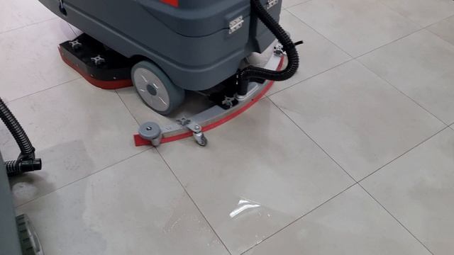 Тест-драйв поломоечной машины ARTRED X8 в демозале | Часть 3