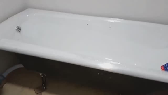 Как установить чугунную ванну в одиночку? Будни сантехника.