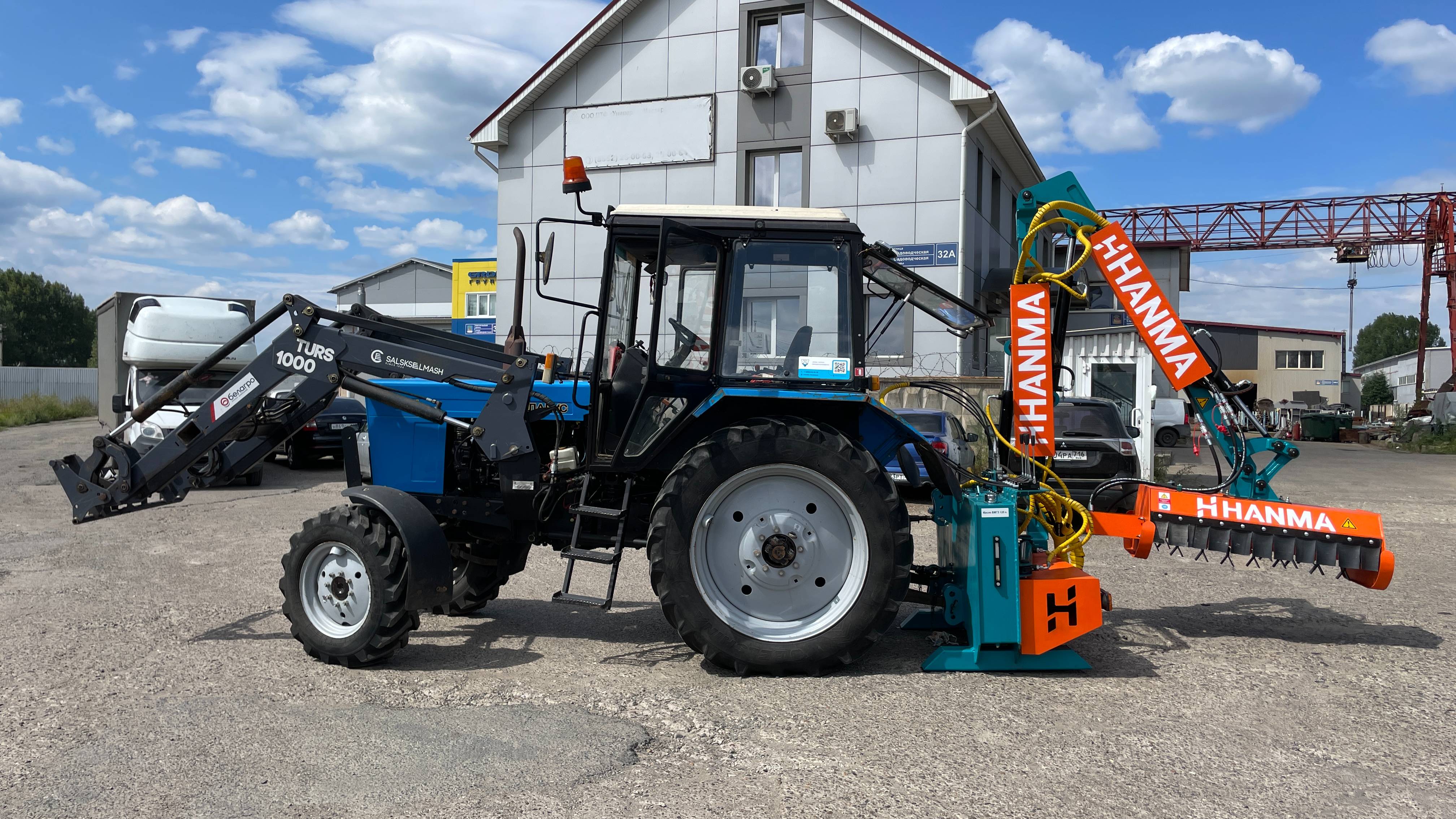 Покос кустарника косилкой манипуляторной HANMA