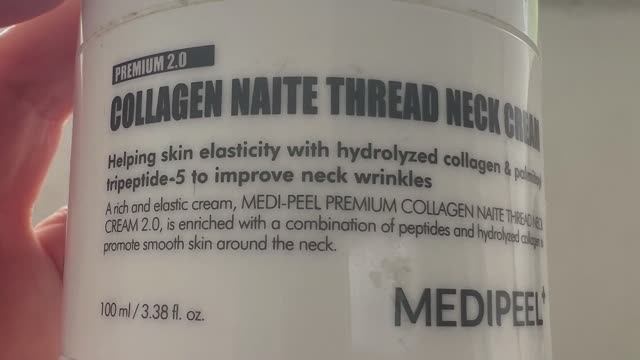 Моделирующий крем для шеи и декольте от MEDI PEEL. PREMIUM 2.0 COLLAGEN NAITE THREAD