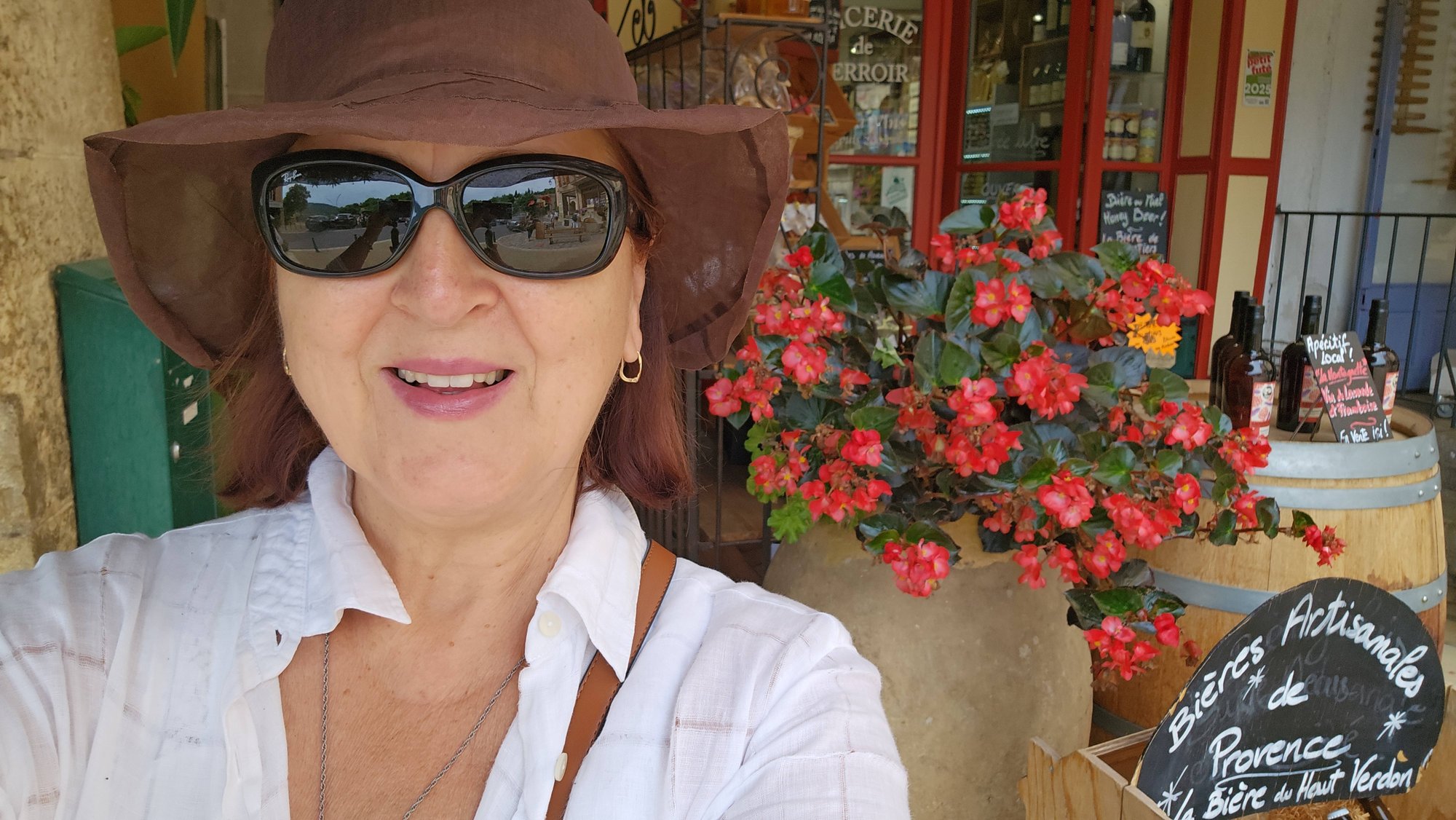 24 июля 2025. Поехали за лавандой, а попали в фаянсовую деревню Мустье Сент-Мари. Красиво