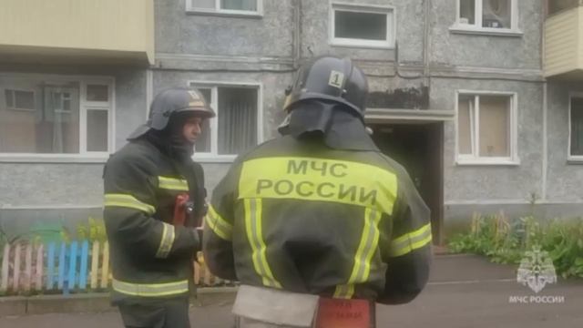 ⚡️СРОЧНО! 📹 МЧС показало первые кадры разрушений после землетрясения на Камчатке