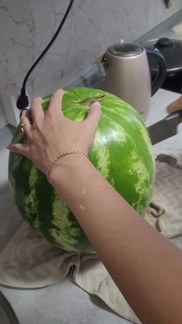 Арбуз 🍉 | Разрезаем Арбуз #еда #food #арбуз #watermelon