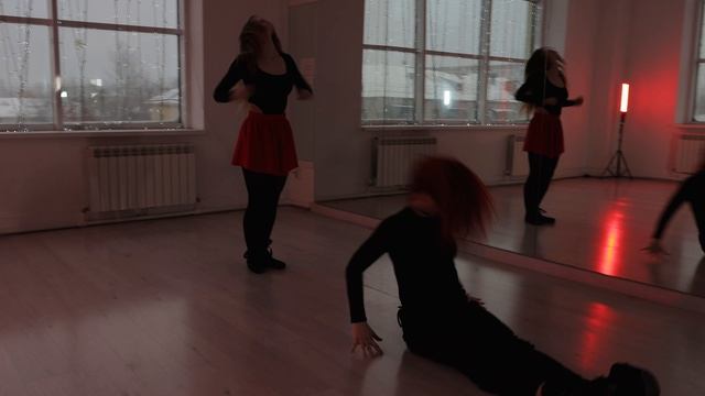 Эксперементальная хоерография #MetroDANCE