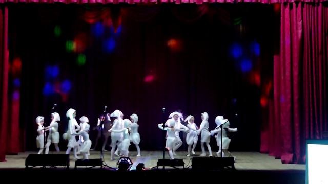 танец На полянке зайки танцевали 6.03.23