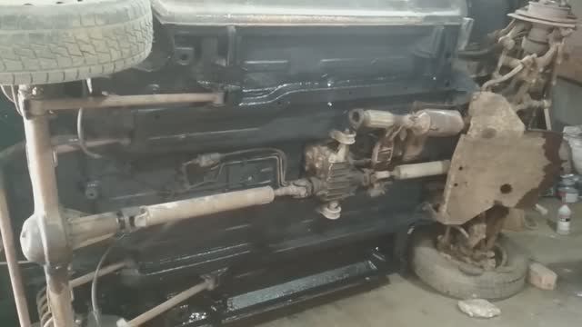 Как обработать и покрасить дно автомобиля ВАЗ-2121, 21213, 21214 (Нива)