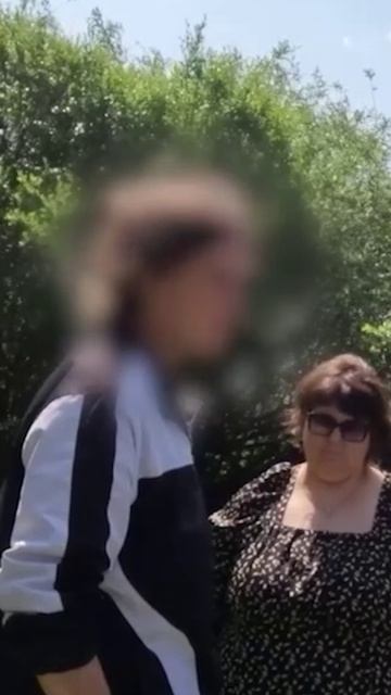 Пьющая мать целый год не может устроиться на работу