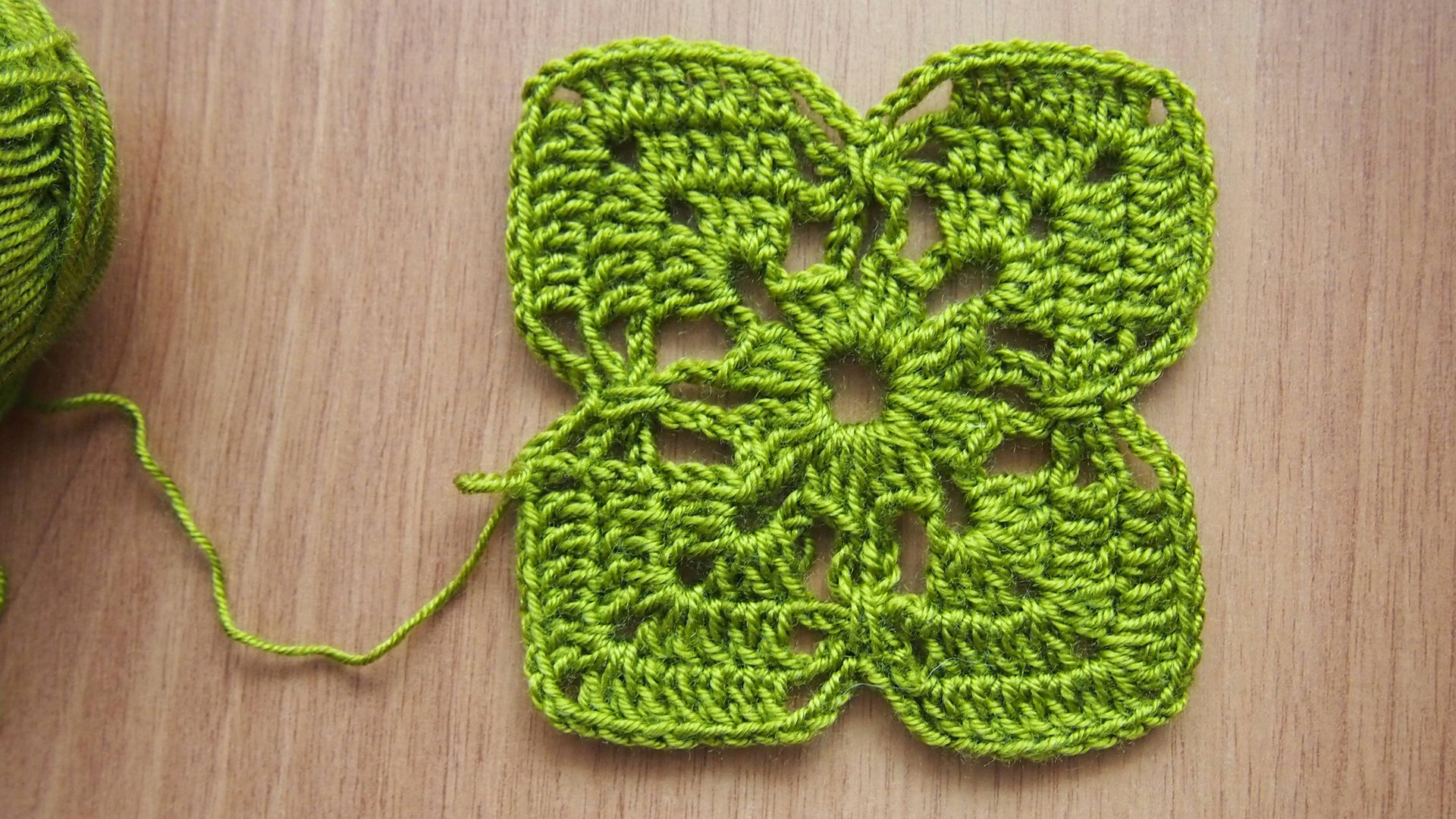 Квадратный мотив крючком для начинающих.Уроки вязания бабушкин квадрат  Урок 128 Crochet  motif