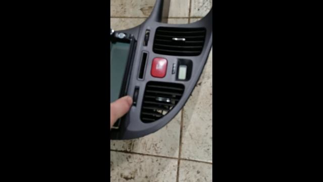 Установка автомагнитолы 7 дюймов монитор в заводскую панель Hundai Elantra 3