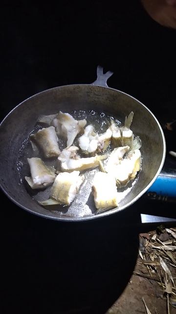 Рыбацкий ужин. Жареный судак.