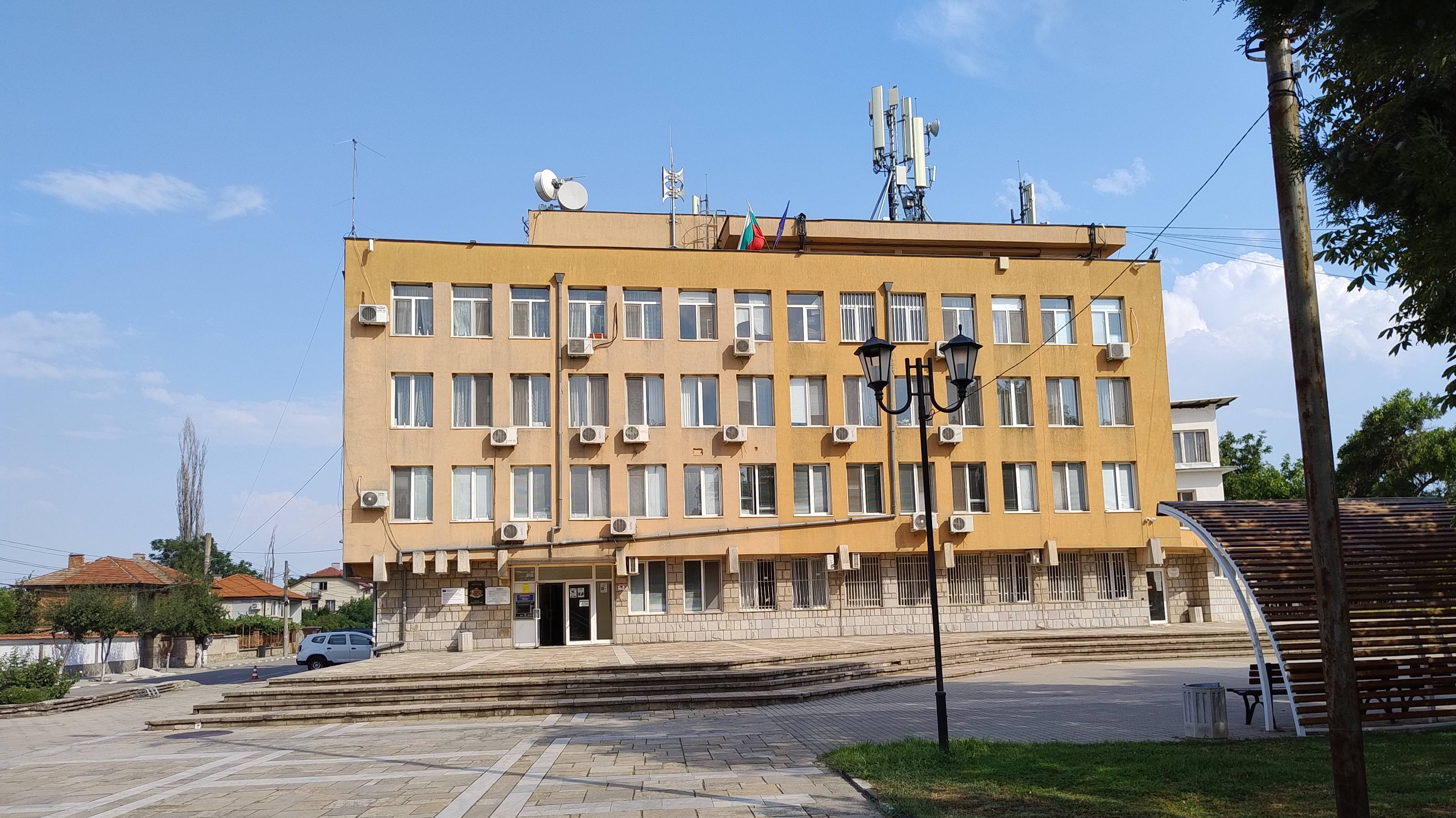 ИЗ ТРАКИЯ /част 38/  СЪЕДИНЕНИЕ