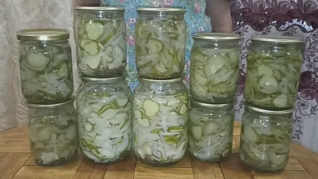 Салат из огурцов и лука на зиму Нежинский