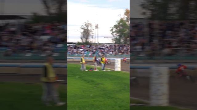 Спидвей -песня на стихи Александра Сыворотка.