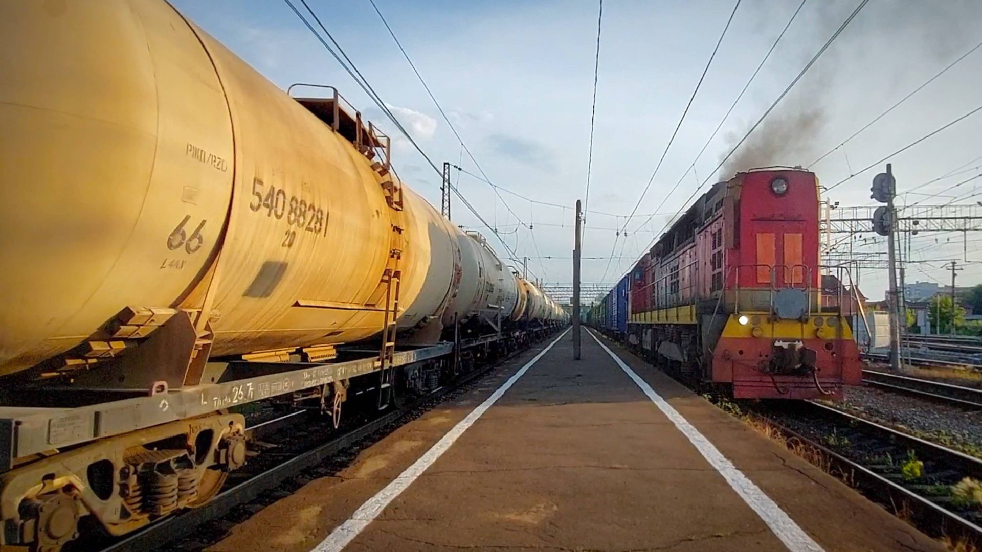 ПОЕЗДА Грузовые поезда на БМО - Видео про поезда и жд