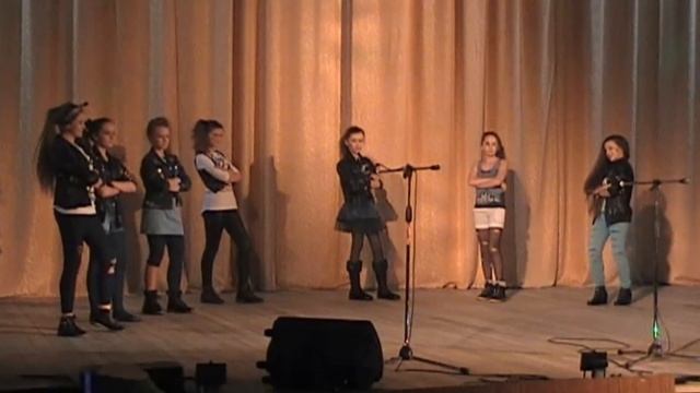 1 образ "Крутая рокерша и крутой рокер"
