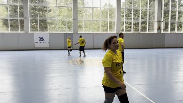 01 Белые - Желтые