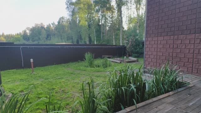 Обзор большого дома 450 кв.м. на берегу истринского водохранилища со своим выходом в лес