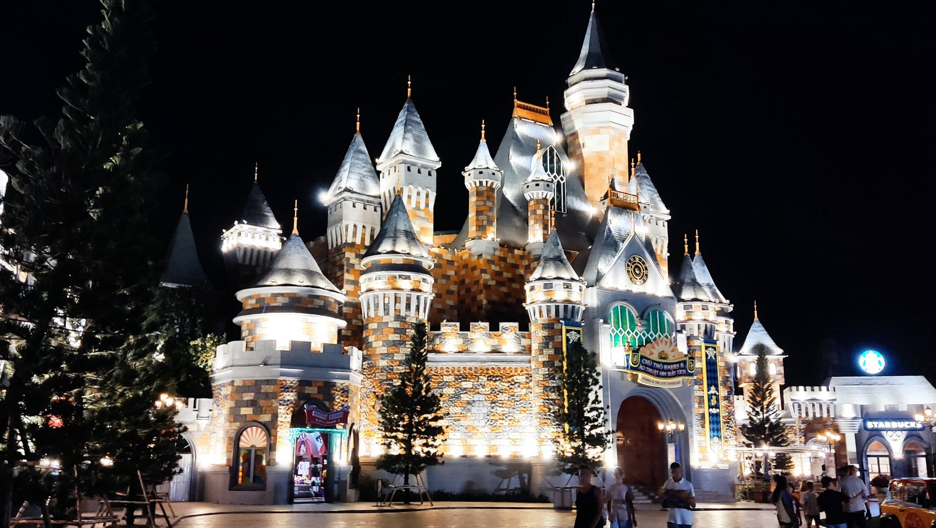 Парк развлечений Vinpearl, Вьетнам